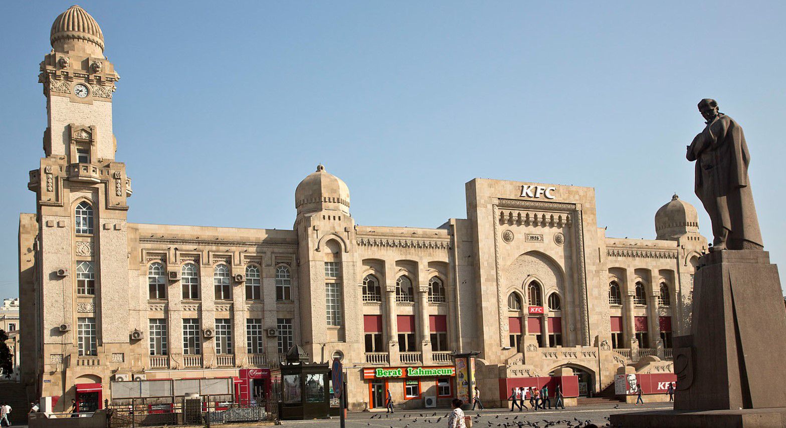 The most unusual popular fast food restaurants in the world - MediaFeed